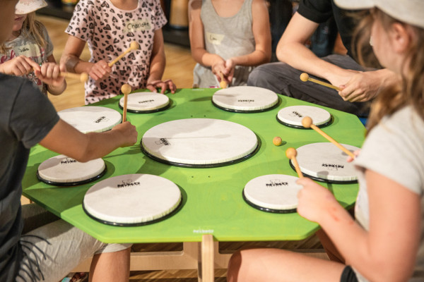 NINO Percussion Classroom Hand Drum Group Rhythm Set (NINOSET966 ...